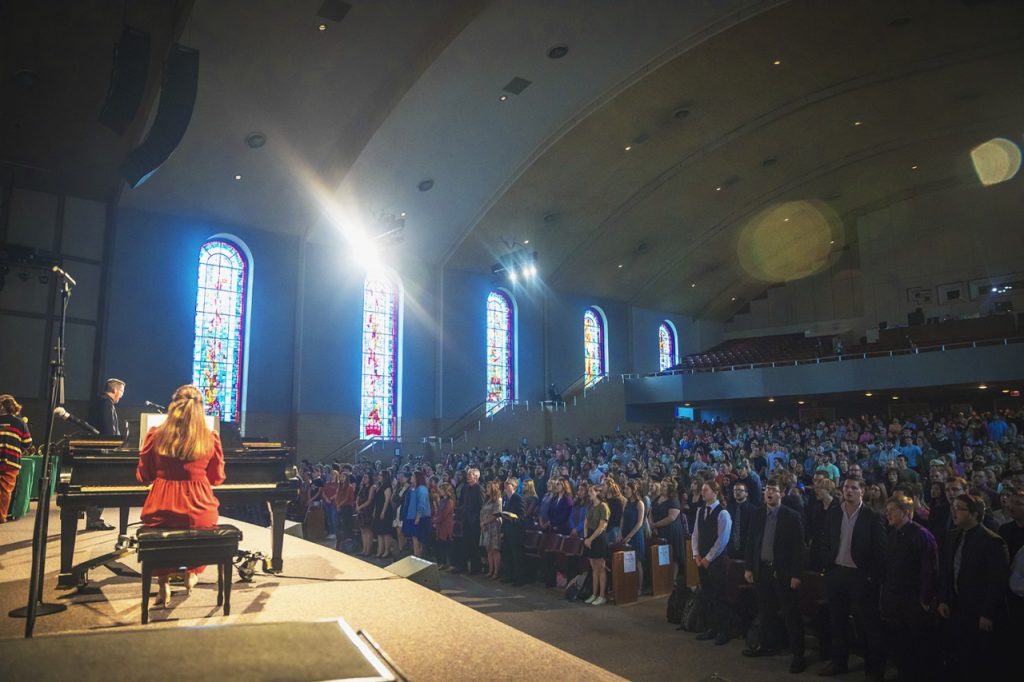 OBU campus worships together during Holy Week chapel | Baptist ...