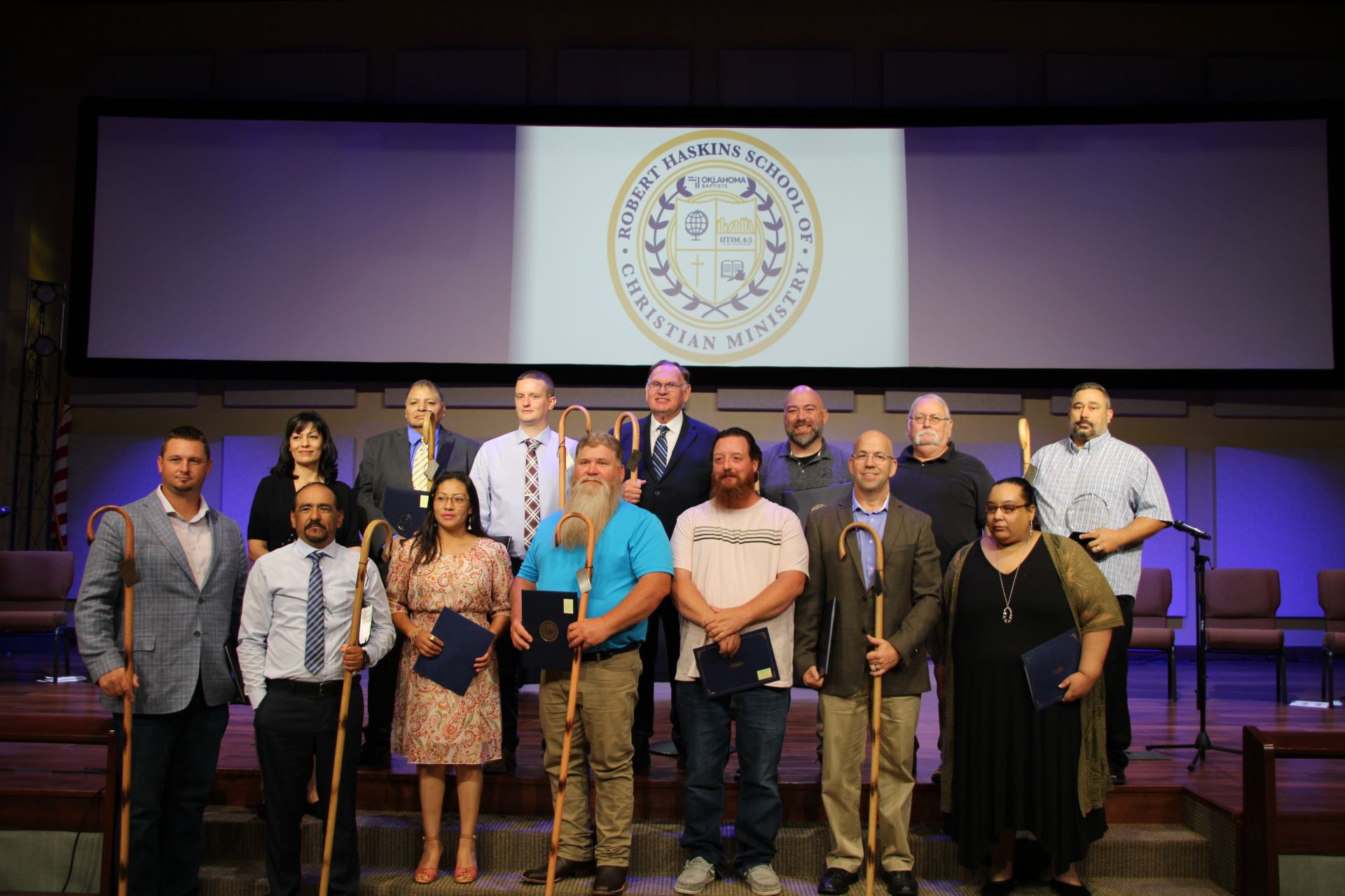 Haskins School Class of 2022 sees 18 graduates; Robert Haskins honored ...