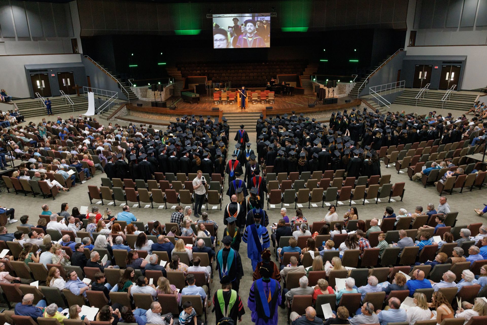 OBU Celebrates 232 Graduates During Spring Commencement May 20|Baptist ...